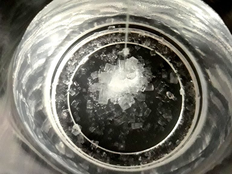 How to Grow A Beautiful Cluster of Table Salt Crystals - Crystalverse